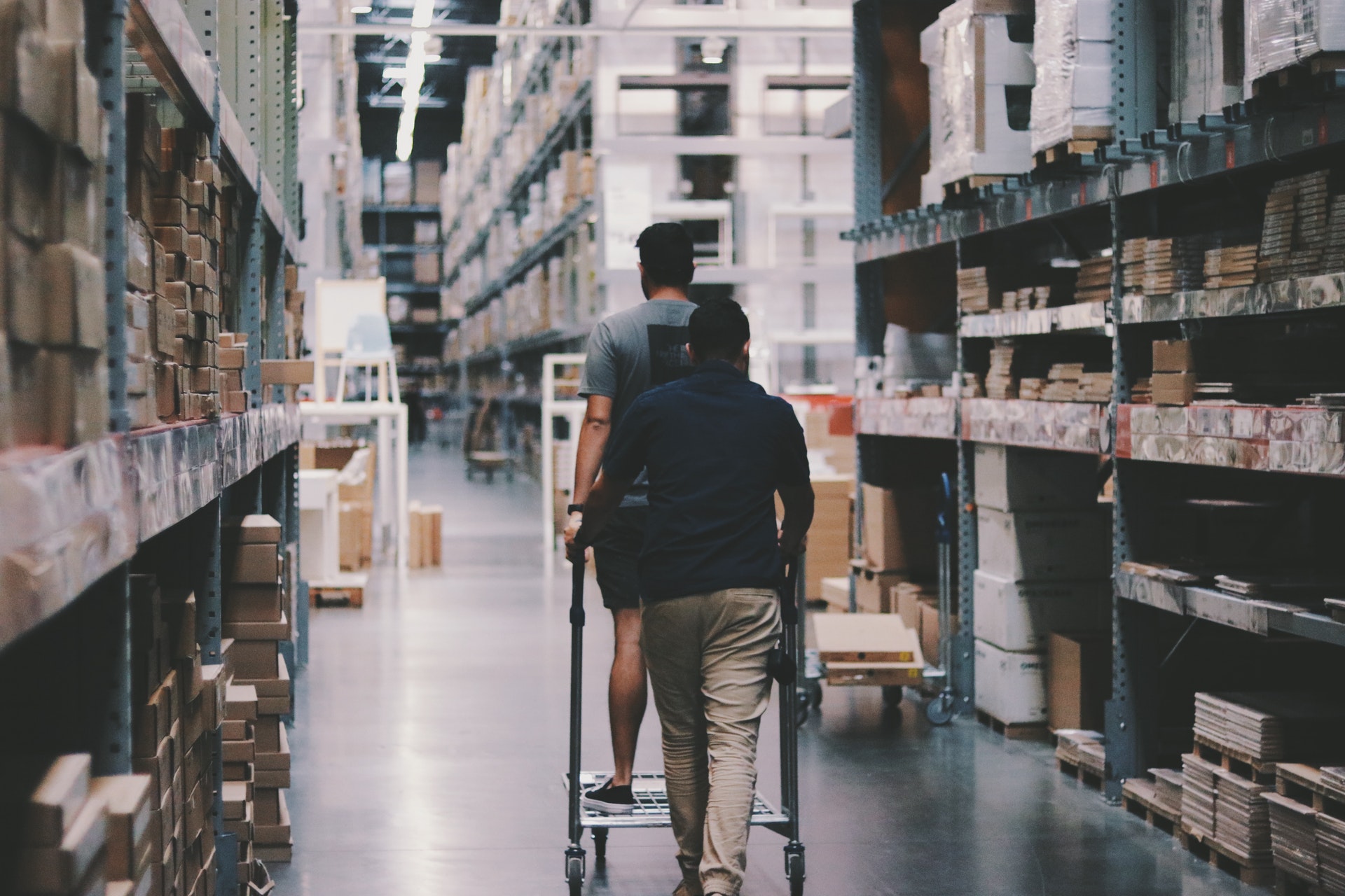 BODEGAJE, INVENTARIO Y LOGÍSTICA EFICIENTE