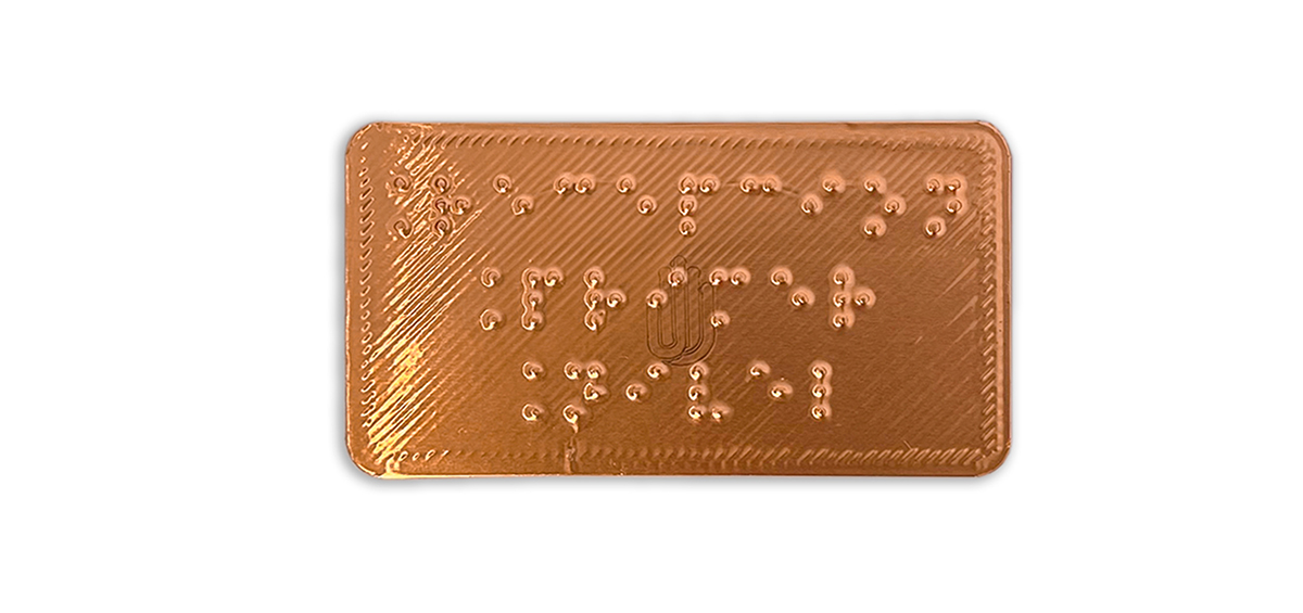 CON COBRE SÓLIDO CREAN SEÑALÉTICAS EN LENGUAJE BRAILE