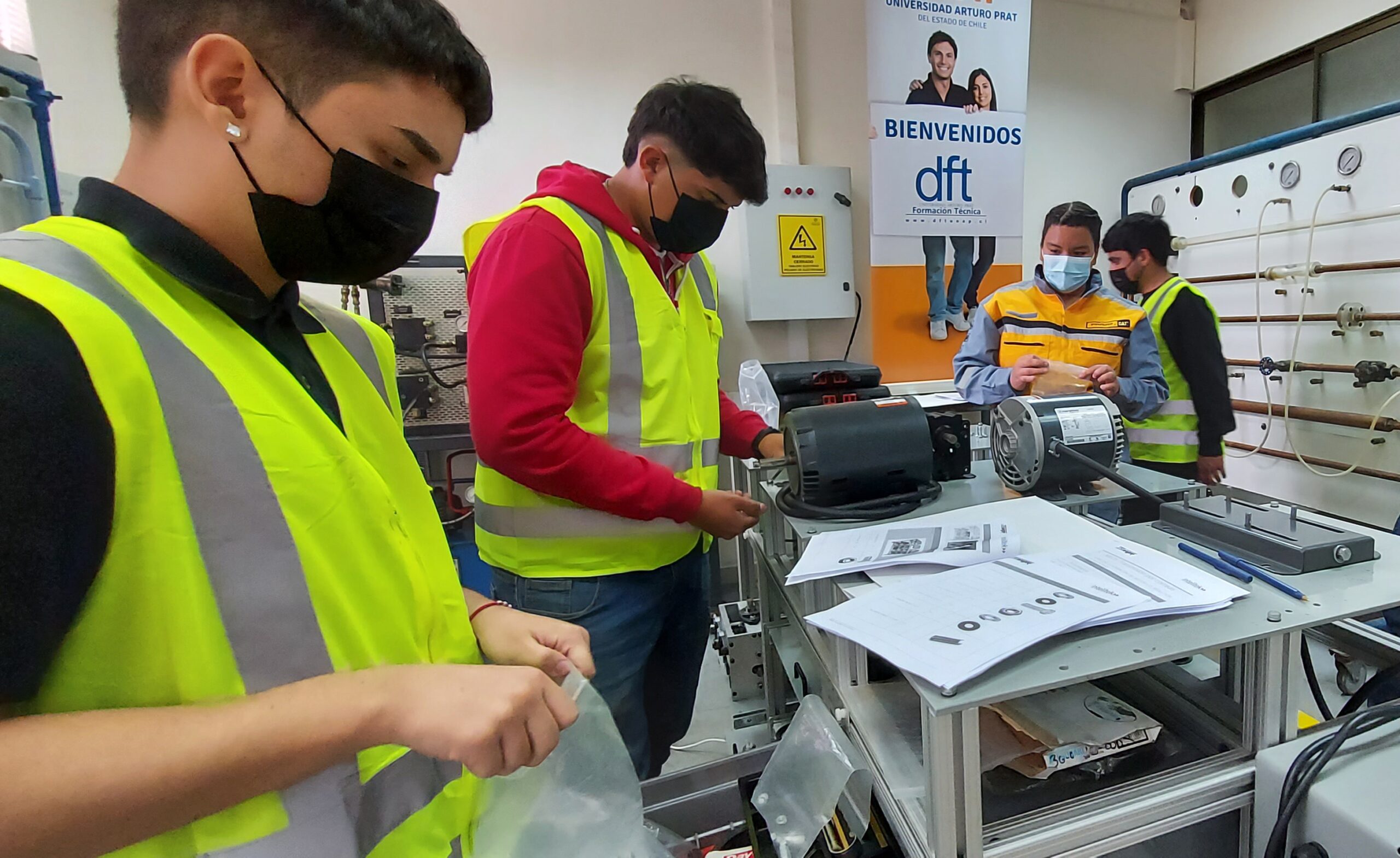 PROGRAMAS DE PRÁCTICAS Y APRENDICES - Tour Innovación