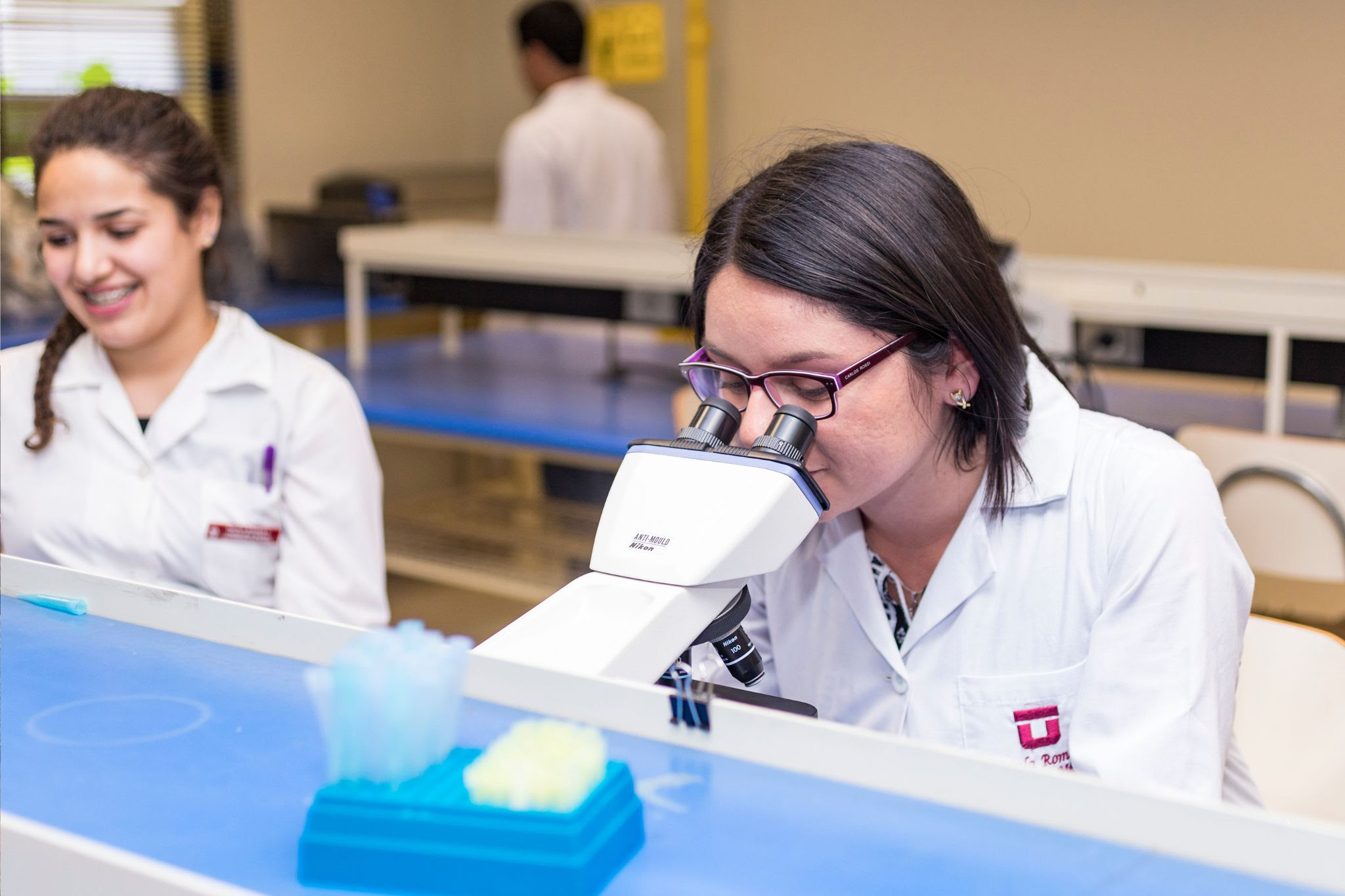 PRIMER CONGRESO DE InES-GÉNERO - Tour Innovación